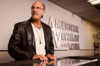 Les Gold Net Worth 45501_2