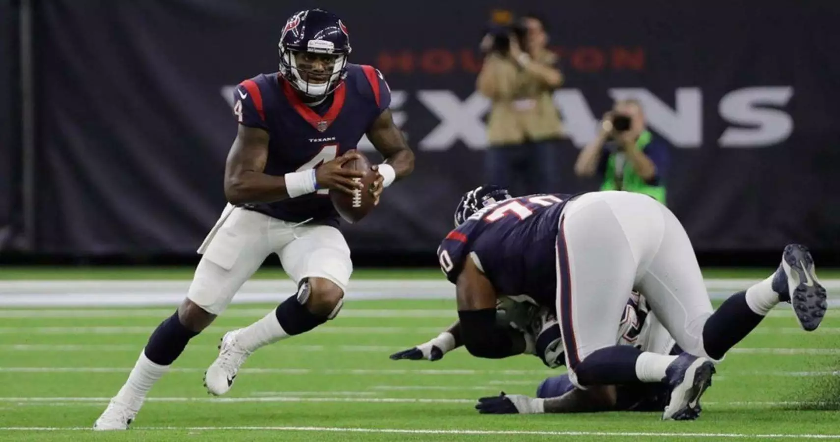 Deshaun Watson unterzeichnet eine vierjährige Verlängerung in Höhe von 177,54 Millionen US-Dollar mit Houston Texans 47516_0