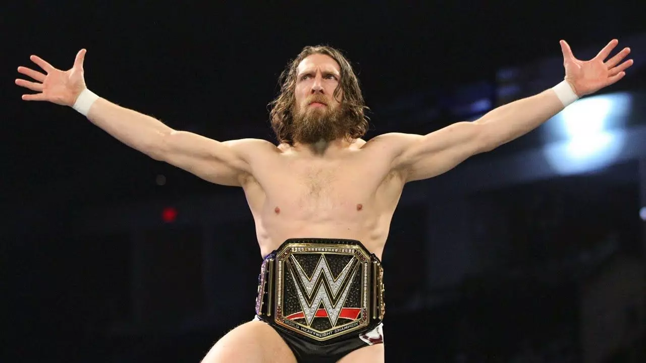 10 superstaruri WWE actuale cu cea mai mare valoare netă, clasate 4806_3