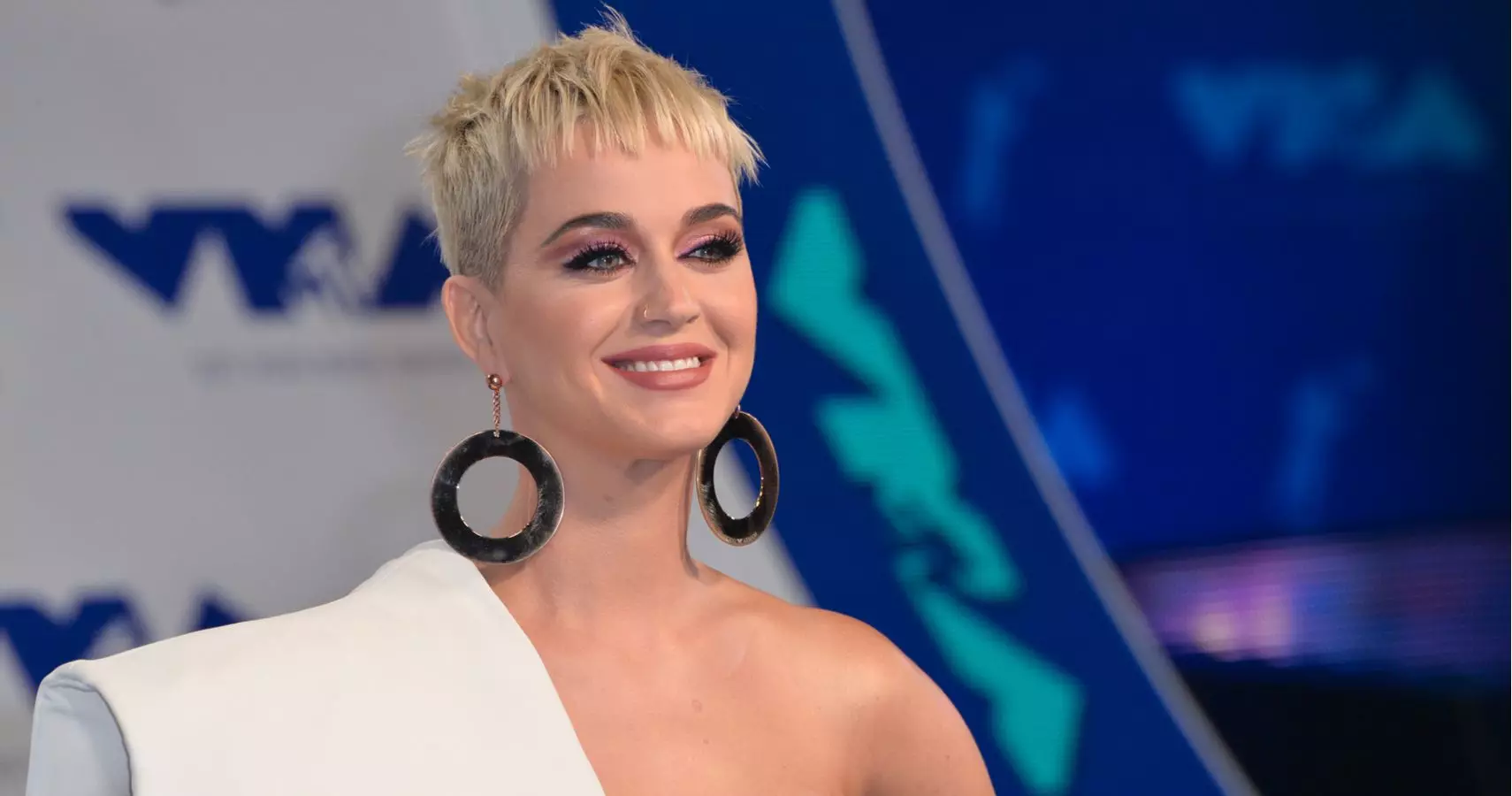 Roarin' Tracks: Dëst sinn dem Katy Perry seng Top 10 Billboard Hits