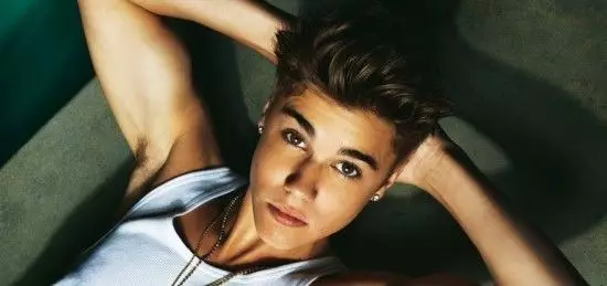 Justin Bieber: Biograafia 48881_0