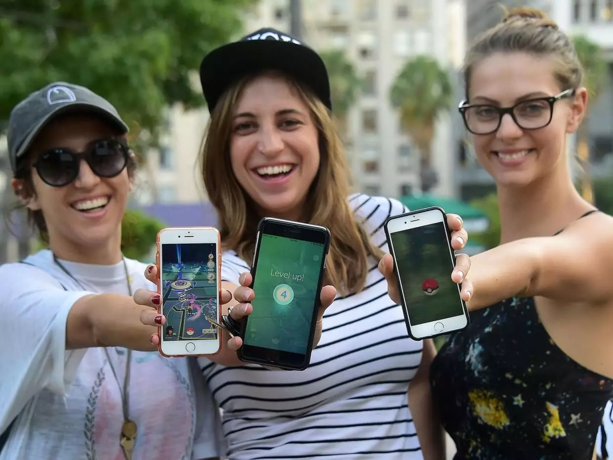 15 Modi Miġnun Pokémon Go Diġà Qed Ibiddel Id-Dinja 51695_12