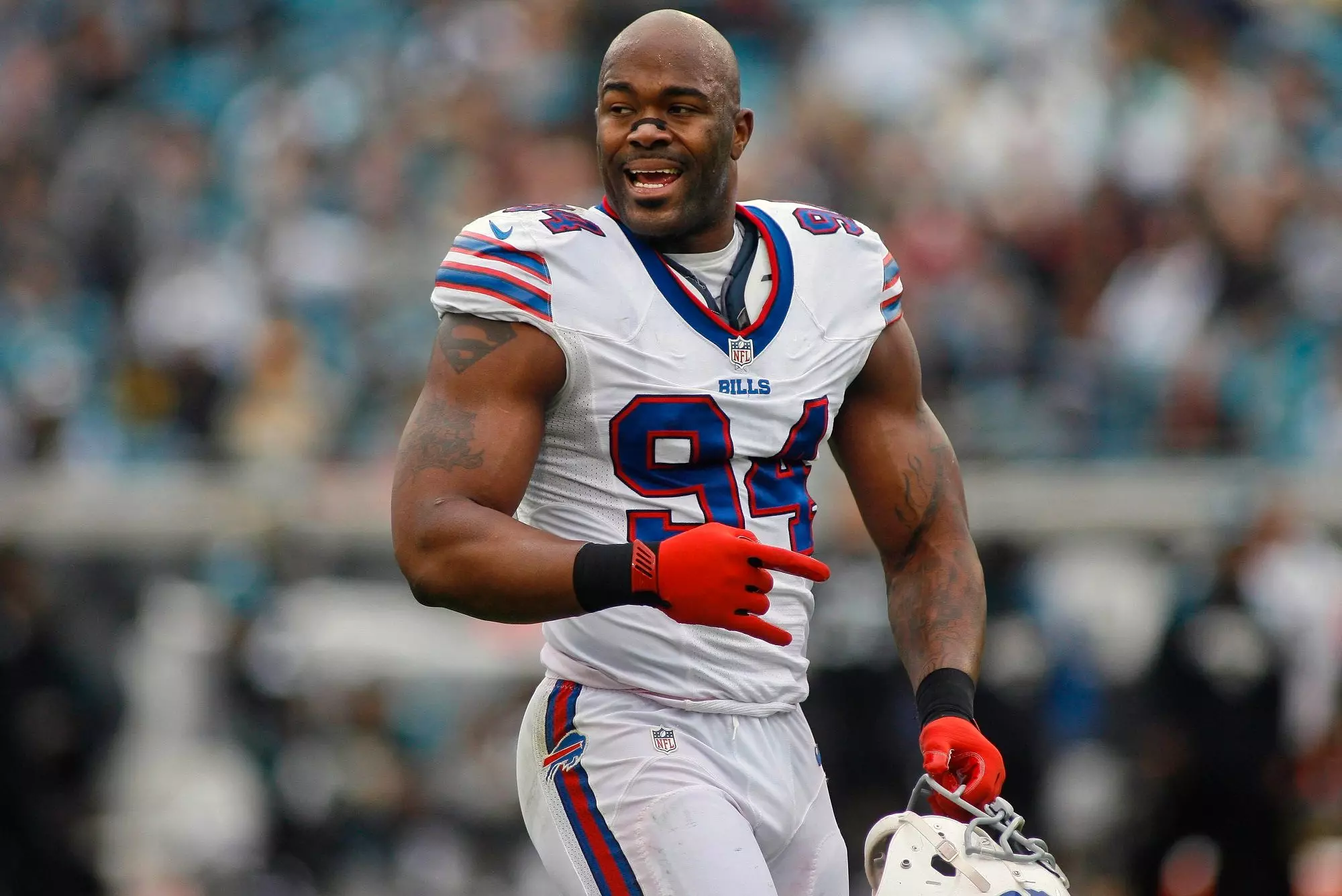 Top 10 hoogs-betaalde verdedigende spelers in die NFL 2014 52767_11