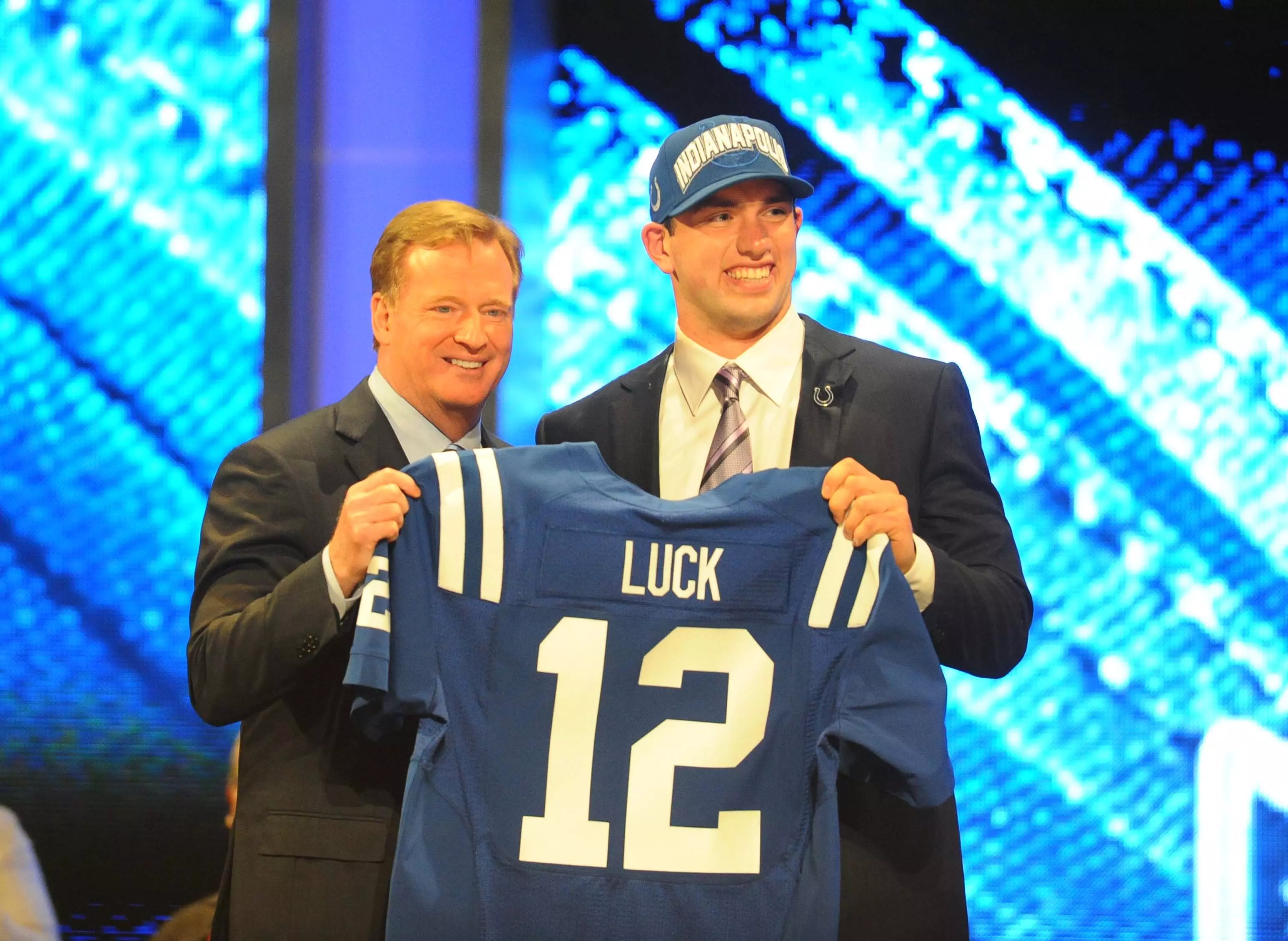 לועג לדראפט: NFL Mock Drafts 101 53765_4