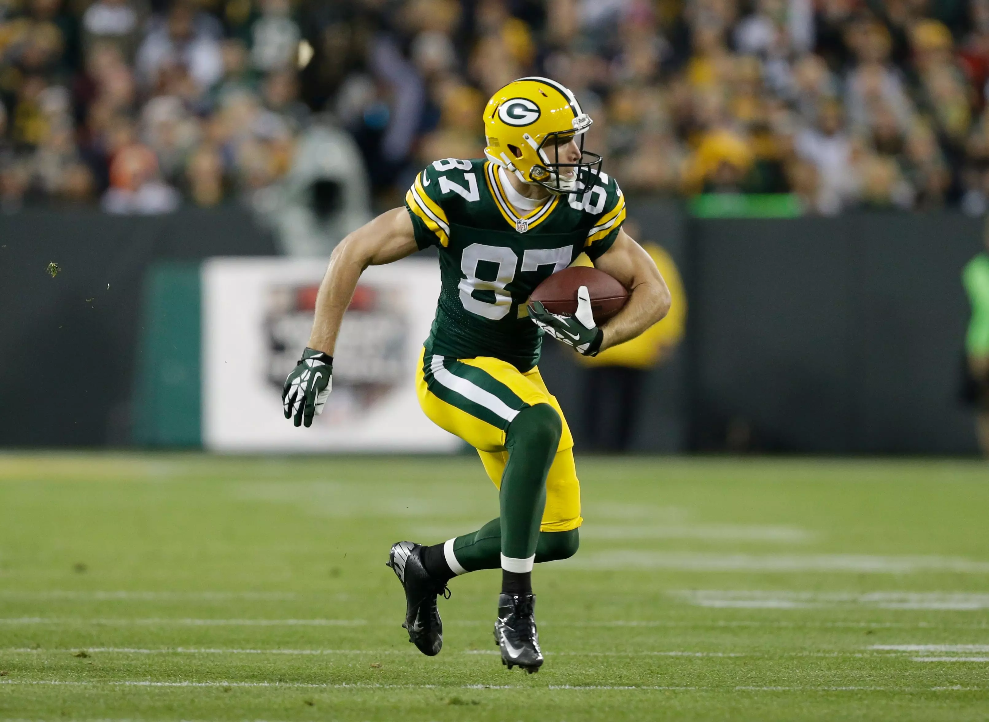 Top 10 NFL Wide Receiver Bargains o le 2013 53790_3