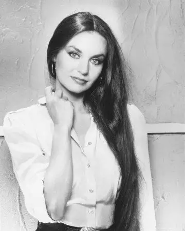 Crystal Gayle Net Worth 54249_2