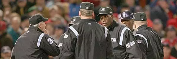 Awọn Umpires MLB ti o san ti o ga julọ - Oṣuwọn Apapọ ti Umpire MLB 54553_0