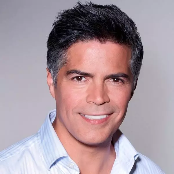 Esai Morales Agaciro 54664_1