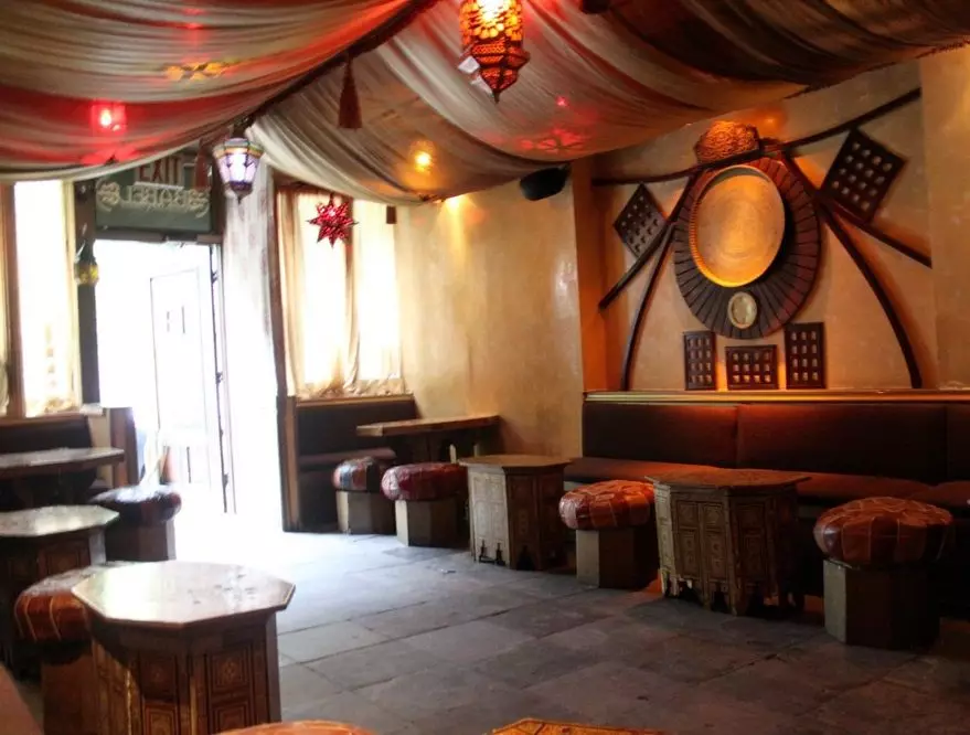 Top 10 Hookah Lounges van regoor die wêreld 55552_8