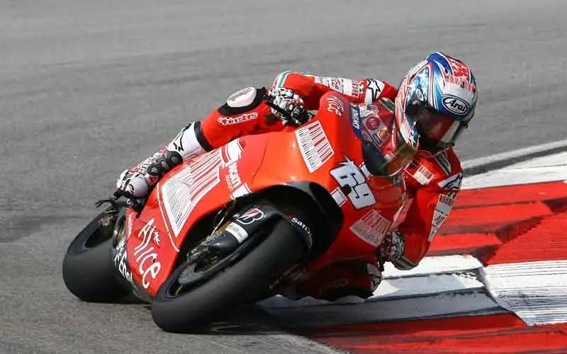 Nicky Hayden Net Tsim Nyog 56081_2