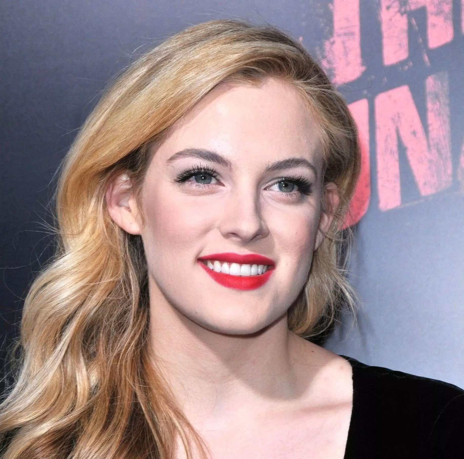 Riley Keough Nilai Bersih 6301_1