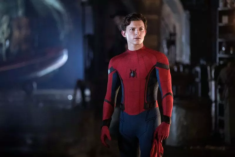 Si Tom Holland nga 