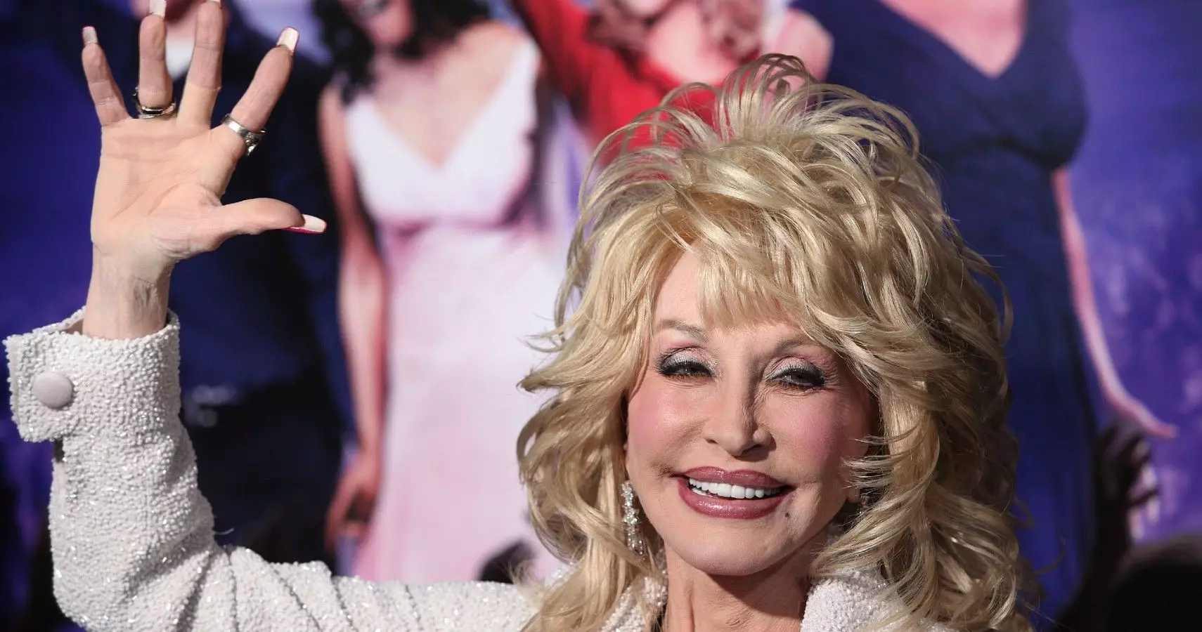 Dolly Parton'ın Charity Dondurması eBay'de Çılgın Fiyatlara Gidiyor 8756_0