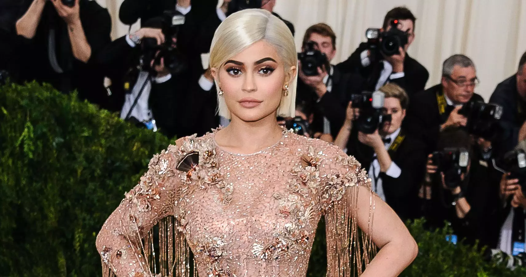 Ua Sauni Kylie Jenner E Pulea Fa'atauga O'au'au'au I Lana Laina Fou Fa'aofuofu 8975_0