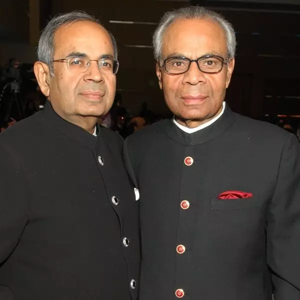 Hinduja Brothers Net Worth